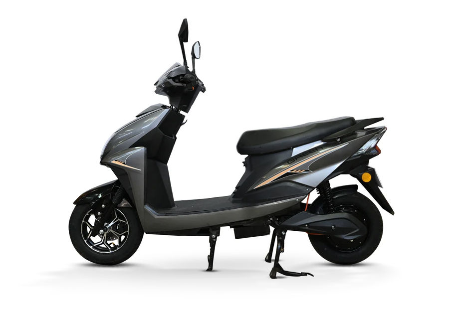 Green EV Invicta Colors (5 colours) - Invicta Color Images | ZigWheels