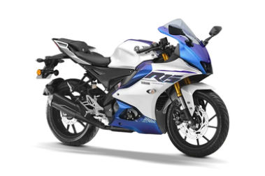 Yamaha R15 V4 Metallic Black - On Road Price, RTO, Insurance, Features ...