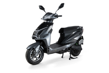 Zelio Gracy+ Price, 130km Range, Charging Time Images, colours, Mileage & Reviews